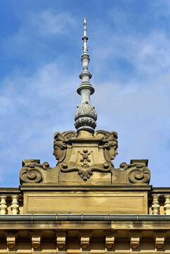 Zierde bilder – Bläddra bland 10,579 stockfoton, vektorer och videor ...