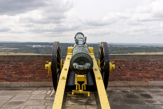 รูปภาพKoenigstein – เลือกดูภาพถ่ายสต็อก เวกเตอร์ และวิดีโอ1,021 | Adobe ...