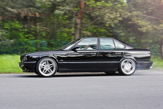 E34 Bilder – Durchsuchen 191 Archivfotos, Vektorgrafiken und Videos | Adobe Stock