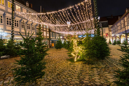 Christfest bilder – Bläddra bland 3,600 stockfoton, vektorer och videor ...
