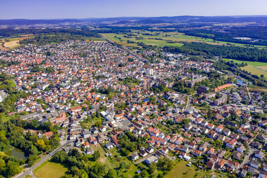 Langenselbold Bilder – Durchsuchen 117 Archivfotos, Vektorgrafiken und ...