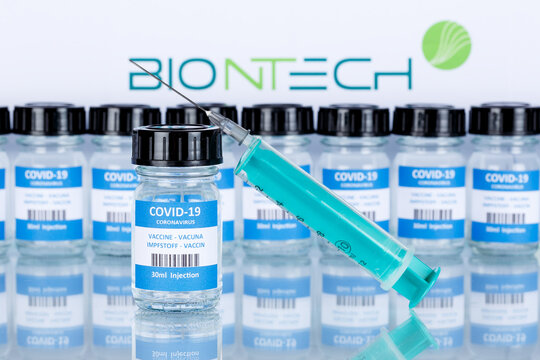Biontech Bilder – Durchsuchen 4,632 Archivfotos, Vektorgrafiken und ...