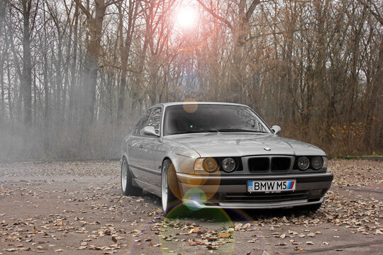 E34 bilder – Bläddra bland 182 stockfoton, vektorer och videor | Adobe ...