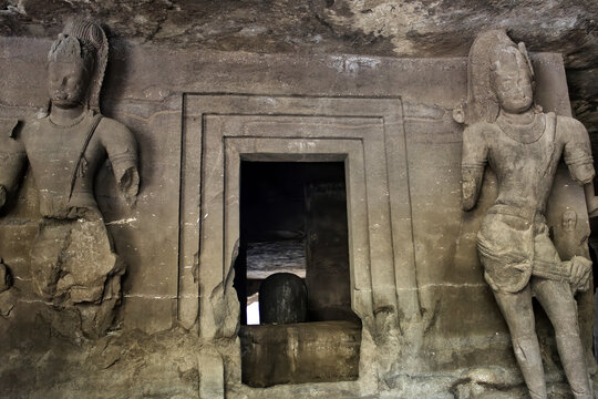 Temple Of Shiva Linga Shrine Elephanta