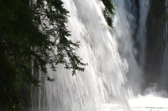 Imágenes de Cayéndose: descubre bancos de fotos, ilustraciones ...
