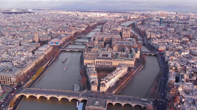 "Pont Neuf" Images – Browse 3,690 Stock Photos, Vectors, and Video ...