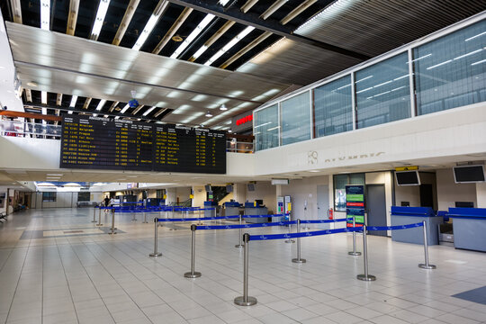 Fraport Bilder – Durchsuchen 392 Archivfotos, Vektorgrafiken und Videos ...