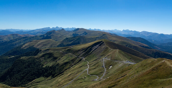 Larrau bilder – Bläddra bland 431 stockfoton, vektorer och videor ...
