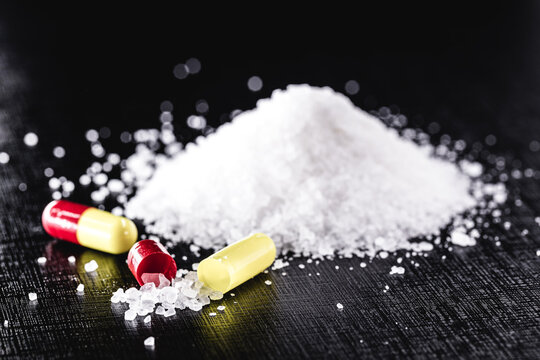 Zyankali-Bilder: Stock-Fotos & -Videos. | Adobe Stock