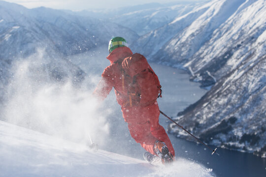 รูปภาพ"Telemark Skiing" – เลือกดูภาพถ่ายสต็อก เวกเตอร์ และวิดีโอ3,630 ...