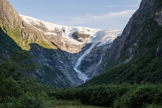Kjenndalsbreen Images – Browse 361 Stock Photos, Vectors, and Video ...