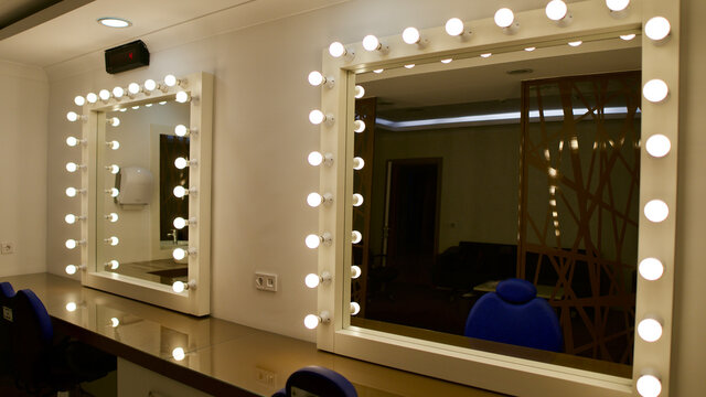 Actor Dressing Room Images – Browse 5,185 Stock Photos, Vectors, and ... Actor Dressing Room Images – Browse 5,185 Stock Photos, Vectors, and ...