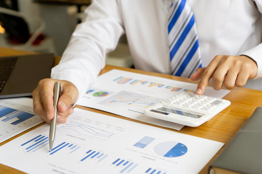 รูปภาพDeducting – เลือกดูภาพถ่ายสต็อก เวกเตอร์ และวิดีโอ46,729 | Adobe ...