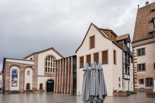 รูปภาพSelestat – เลือกดูภาพถ่ายสต็อก เวกเตอร์ และวิดีโอ1,069 | Adobe Stock