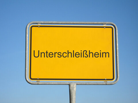 Ortsschild.schild Images – Browse 40,120 Stock Photos, Vectors, and ...
