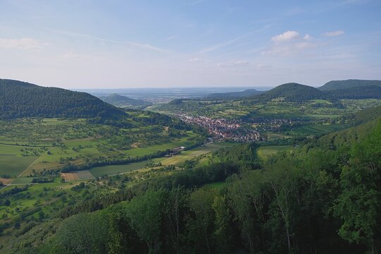 Neidlingen Bilder – Durchsuchen 246 Archivfotos, Vektorgrafiken und ...