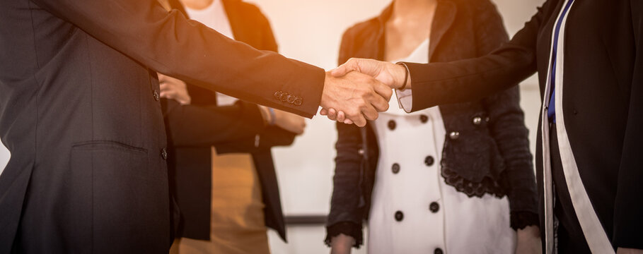 LAS 616,963 MEJORES IMÁGENES, FOTOS DE ARCHIVO Y VECTORES DE Estremecer ...