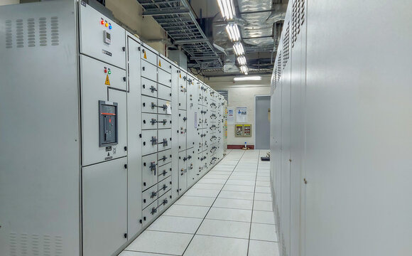 "Motor Control Center" Images – Browse 456 Stock Photos, Vectors, and ...