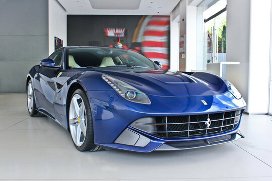 F12 Bilder – Durchsuchen 756 Archivfotos, Vektorgrafiken und Videos | Adobe Stock