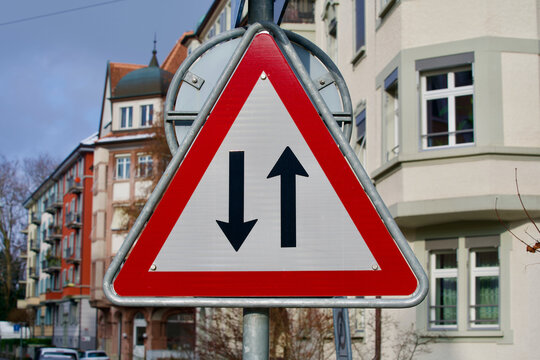 "Two Way Traffic" Images – Browse 175 Stock Photos, Vectors, and Video ...