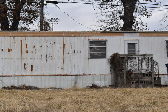 "Trailer Trash" Images – Browse 99 Stock Photos, Vectors, and Video ...