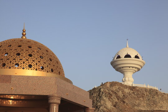 Riyam Bilder – Durchsuchen 125 Archivfotos, Vektorgrafiken und Videos ...