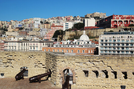 Partenope Bilder – Durchsuchen 281 Archivfotos, Vektorgrafiken und ...