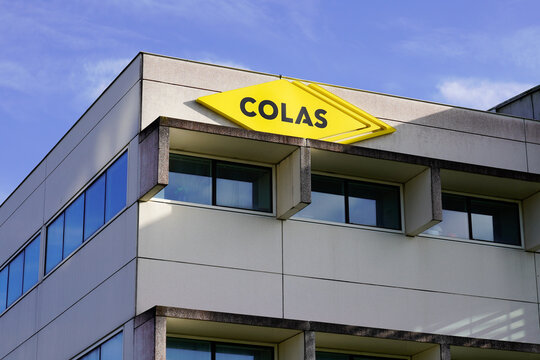 รูปภาพColas – เลือกดูภาพถ่ายสต็อก เวกเตอร์ และวิดีโอ671 | Adobe Stock