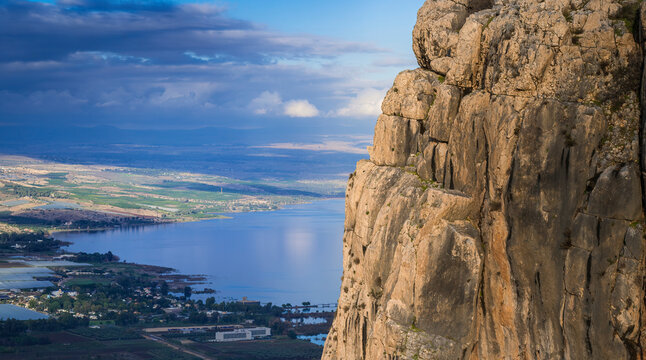 Arbel Bilder – Durchsuchen 1,016 Archivfotos, Vektorgrafiken und Videos ...