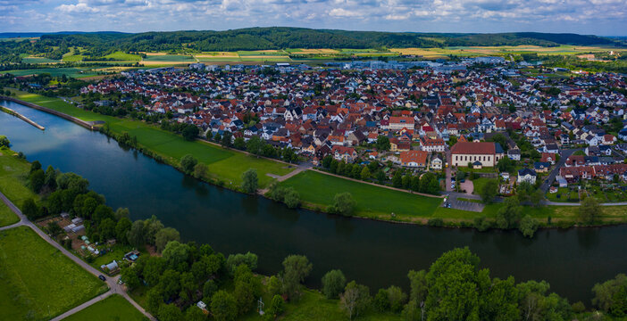 Elsenfeld 이미지 – 찾아보기 306 스톡 사진, 벡터 및 비디오 | Adobe Stock