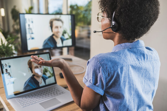 รูปภาพTelecommuting – เลือกดูภาพถ่ายสต็อก เวกเตอร์ และวิดีโอ791,950 ...