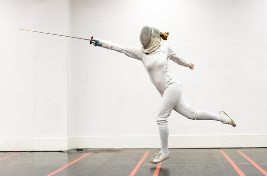 รูปภาพFencing – เลือกดูภาพถ่ายสต็อก เวกเตอร์ และวิดีโอ1,777,209 | Adobe ...