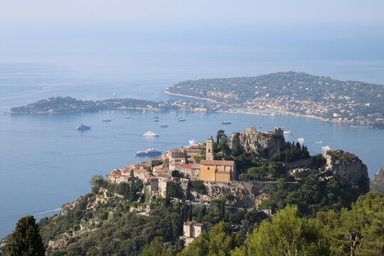 รูปภาพEze – เลือกดูภาพถ่ายสต็อก เวกเตอร์ และวิดีโอ3,778 | Adobe Stock