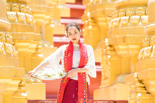 รูปภาพThanakha – เลือกดูภาพถ่ายสต็อก เวกเตอร์ และวิดีโอ753 | Adobe Stock