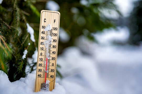 "Low Temperatures" Bilder – Durchsuchen 1,686 Archivfotos ...