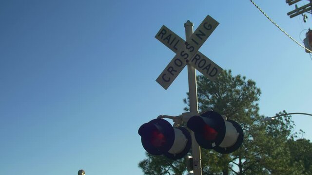 "Railroad Crossing Signal" Images – Browse 93 Stock Photos, Vectors ...