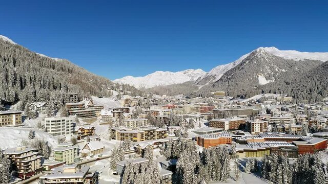 รูปภาพDavos – เลือกดูภาพถ่ายสต็อก เวกเตอร์ และวิดีโอ11,973 | Adobe Stock