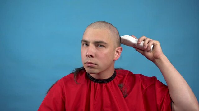 Baldly Bilder – Durchsuchen 44 Archivfotos, Vektorgrafiken und Videos ...