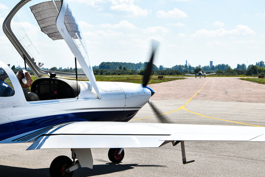 Korolev Bilder – Durchsuchen 277 Archivfotos, Vektorgrafiken und Videos ...