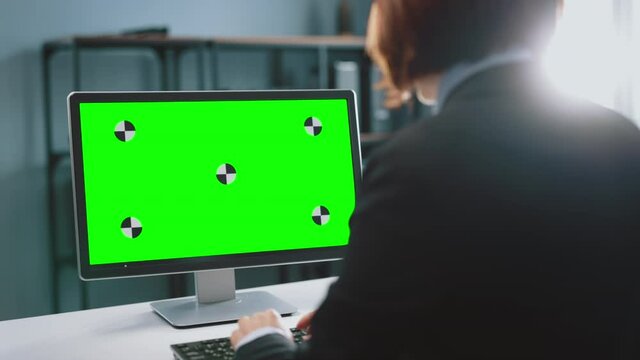 Green-Screen Images – Browse 4,529 Stock Photos, Vectors, and Video ...