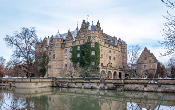 「Neuenstein」の画像 - 382 件の Stock 写真、ベクターおよびビデオ | Adobe Stock