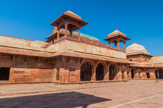 รูปภาพJodha – เลือกดูภาพถ่ายสต็อก เวกเตอร์ และวิดีโอ256 | Adobe Stock