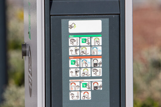 「Borne」の画像 - 5,061 件の Stock 写真、ベクターおよびビデオ | Adobe Stock