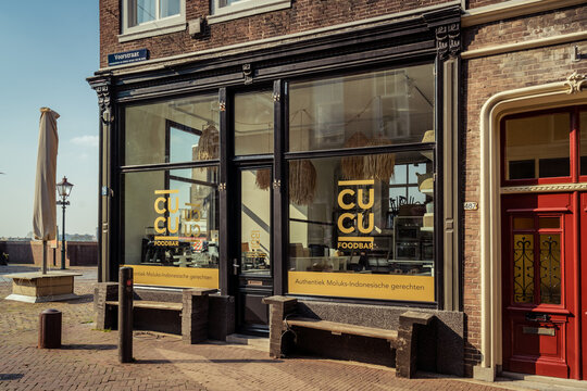 Cucu bilder – Bläddra bland 135 stockfoton, vektorer och videor | Adobe ...