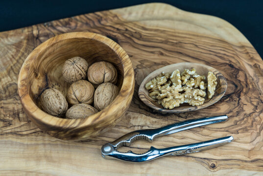 Walnussholz Images – Browse 58 Stock Photos, Vectors, and Video | Adobe ...