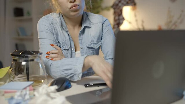 Obrázky Untidy – procházejte fotografie, vektory a videa 24,281 | Adobe Stock