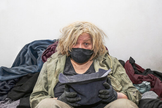 "Homeless Woman" Images – Browse 67 Stock Photos, Vectors, and Video ...