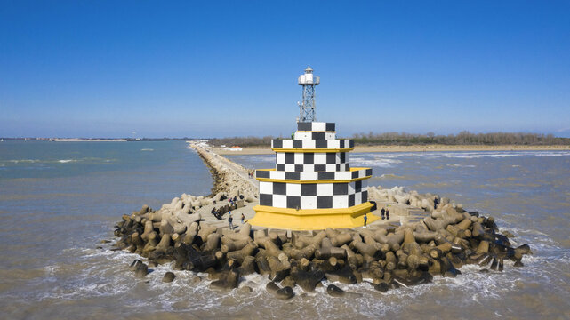 Sabbioni bilder – Bläddra bland 340 stockfoton, vektorer och videor ...