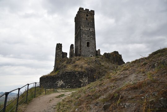 Hasenburg Imagens – Procure 35 fotos, vetores e vídeos | Adobe Stock