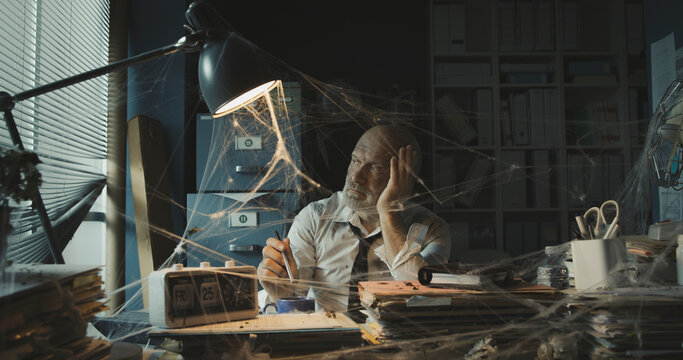 Staubig Bilder – Durchsuchen 150,062 Archivfotos, Vektorgrafiken und ...